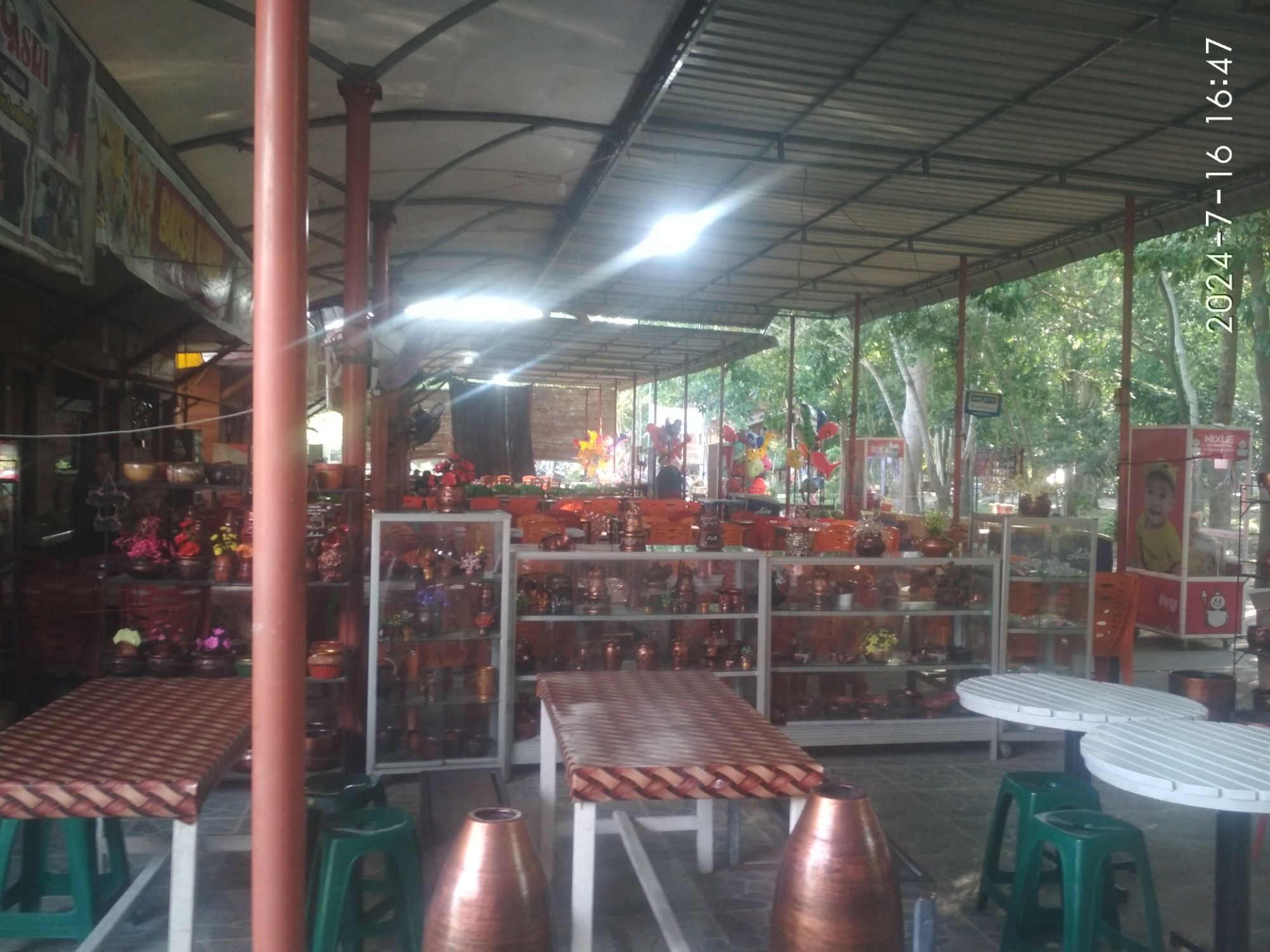Harapan Dan Curahan Hati Para Pedagang Di Hutan Lindung, Taman Hutan ... Harapan Dan Curahan Hati Para Pedagang Di Hutan Lindung, Taman Hutan ...